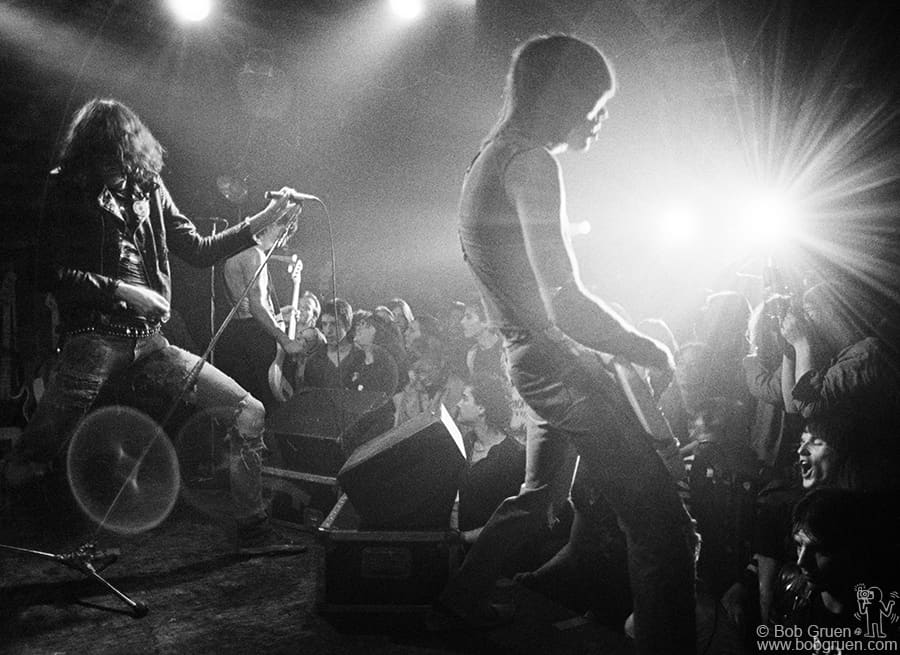 Ramones on stage at CBGB’s, NYC. April 1979. © Bob Gruen/www.bobgruen.com
