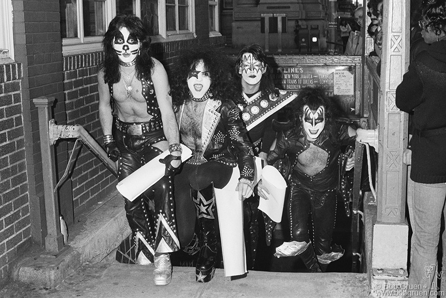 Kiss, NYC. October 26, 1974. Image #: CAS4_6-7_1974 © Bob Gruen